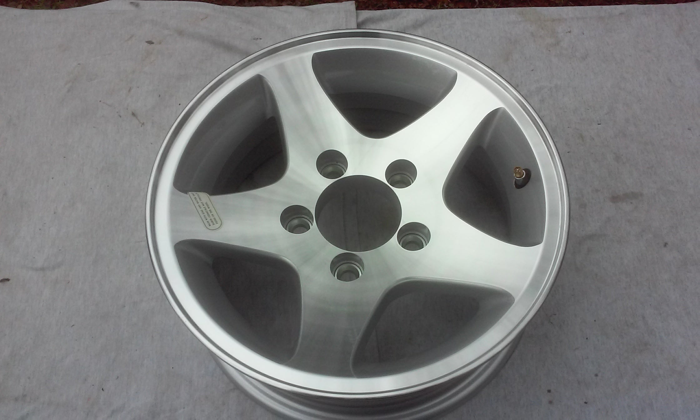 Friendship 13 inch 5 Lug Wheel California Sidecar – florida-sidecar ...